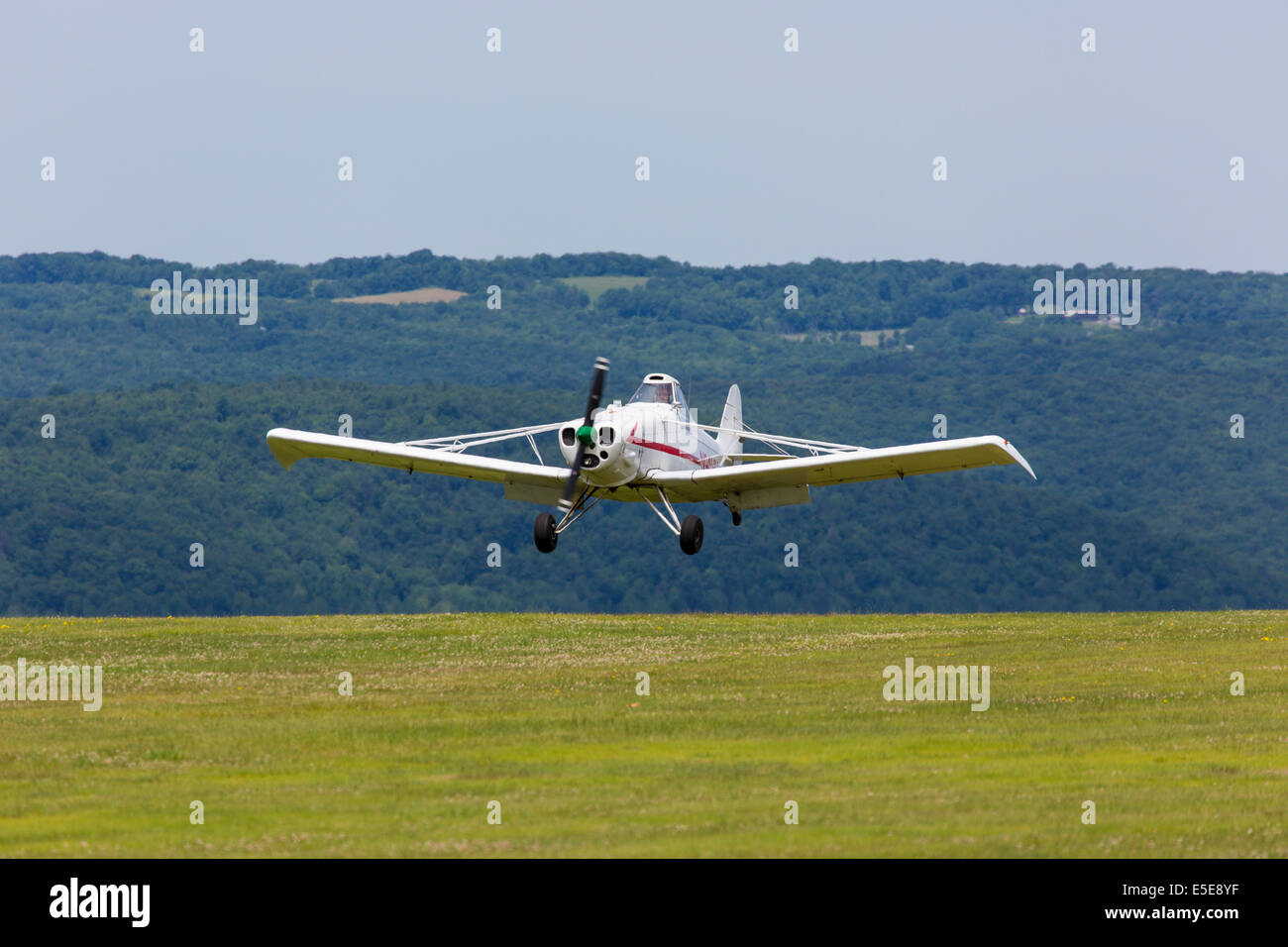 Piper Airplane High Resolution Stock Photography and Images - Alamy