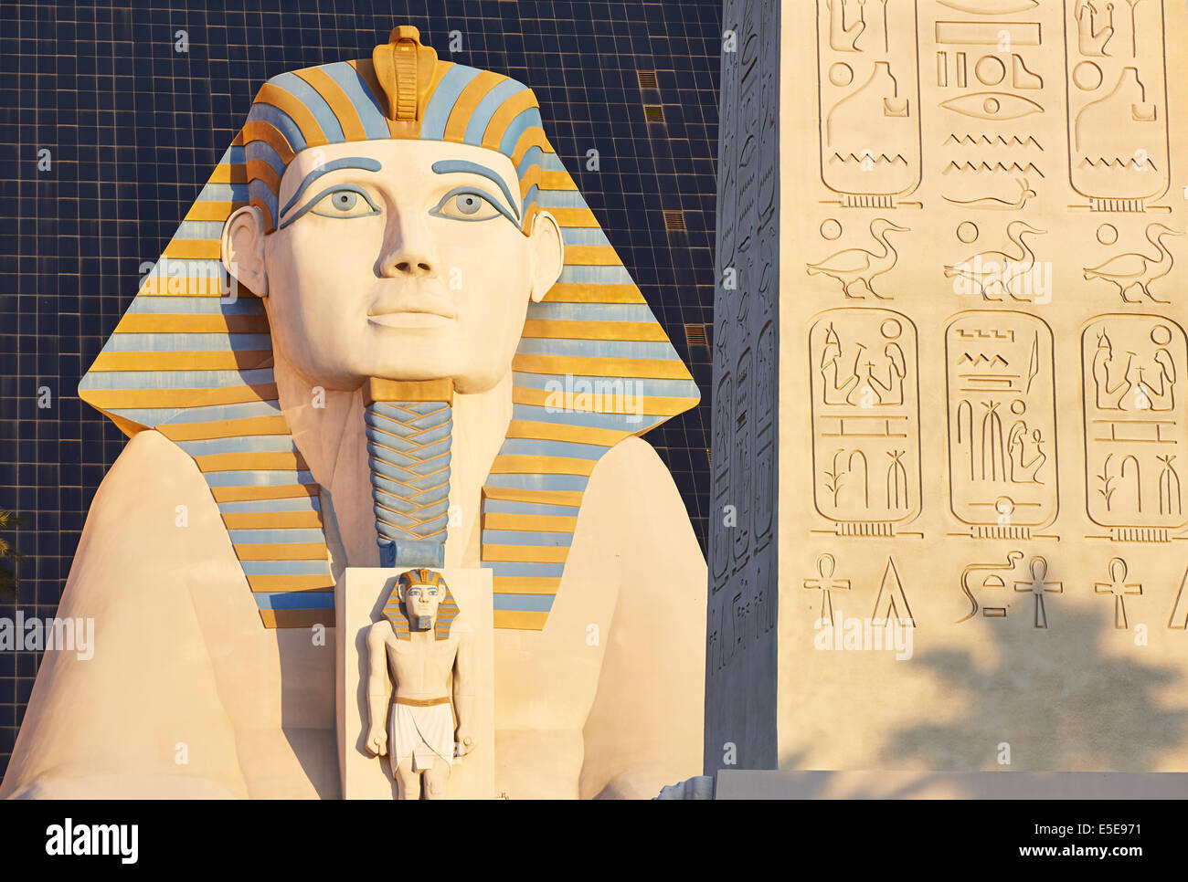 Pictured the pyramid shaped hotel exterior by architect veldon simpson ...