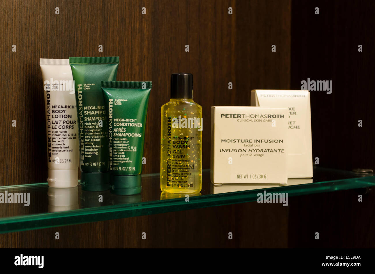 Hilton hotel room hi-res stock photography and images - Alamy