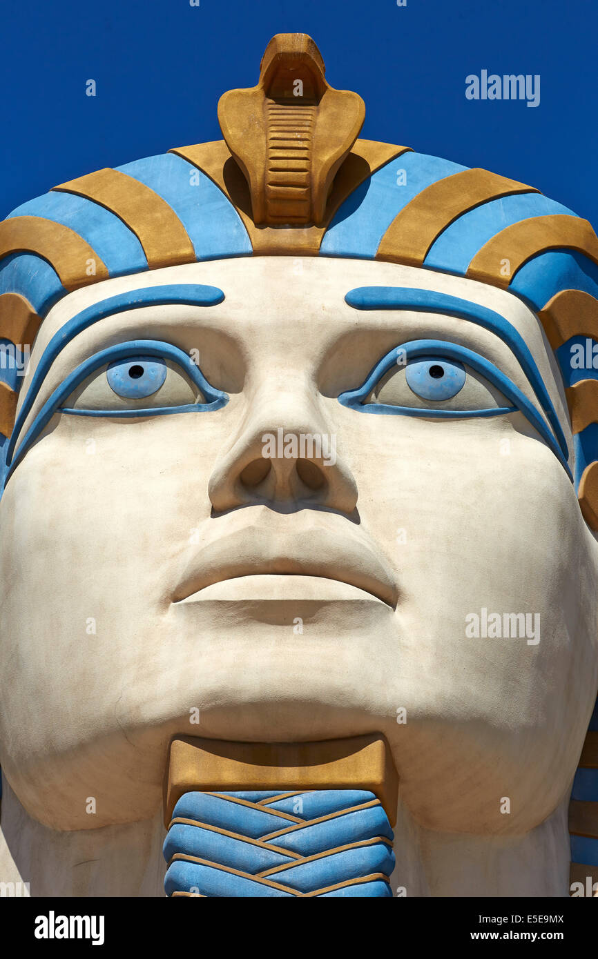 Las vegas architect veldon simpson hi-res stock photography and images ...