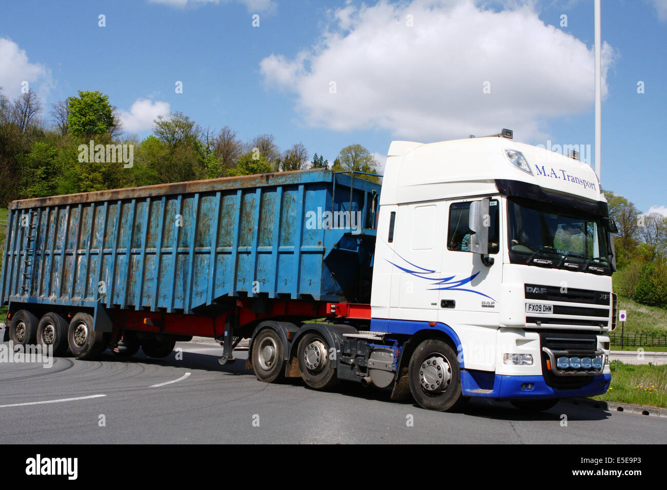 Leyland lorry lorries haulier hauliers hi-res stock photography and ...