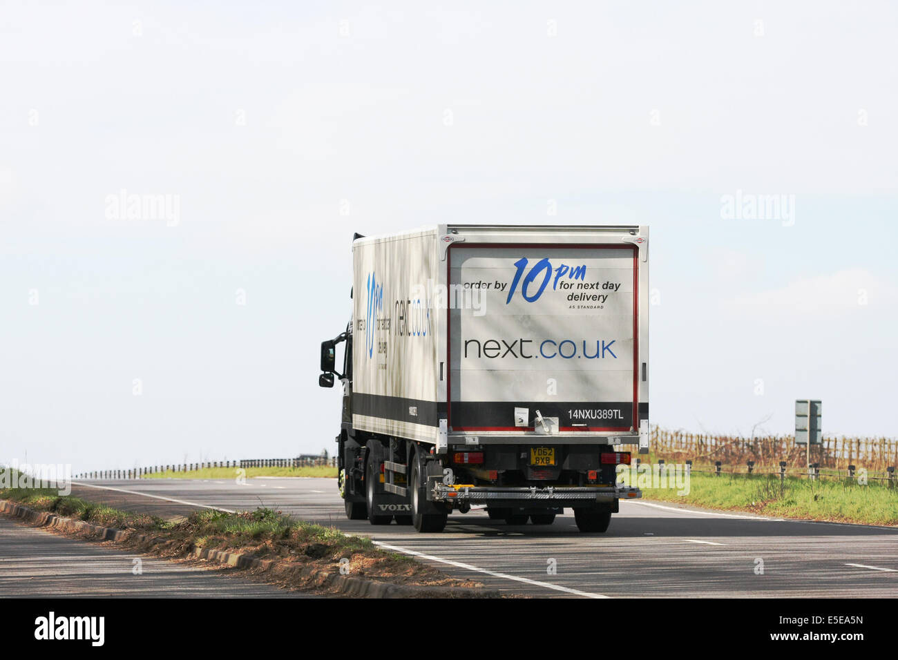 Next store articulated lorry trailer hi-res stock photography and ...