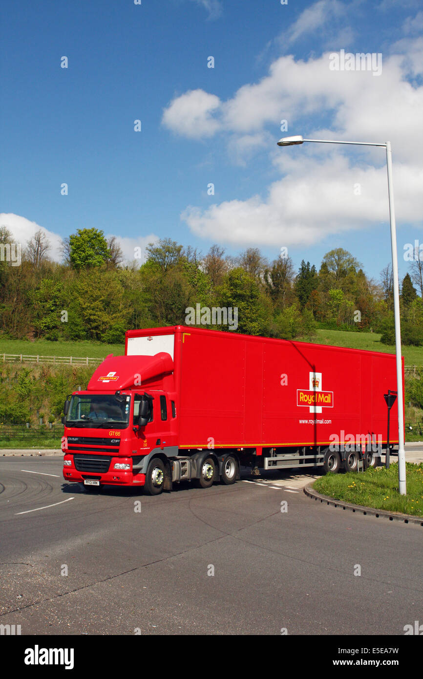 Royal mail truck hi-res stock photography and images - Alamy