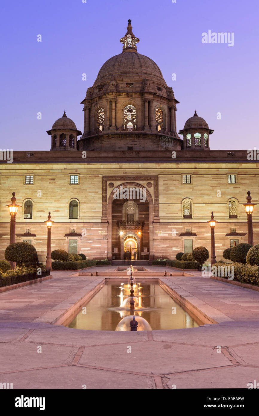 Parliament of india hi-res stock photography and images - Alamy