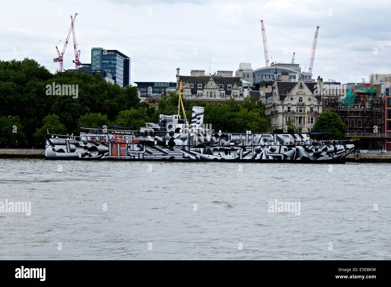 HMS President on the river Thames, painted 'Dazzle camouflage' Stock ...