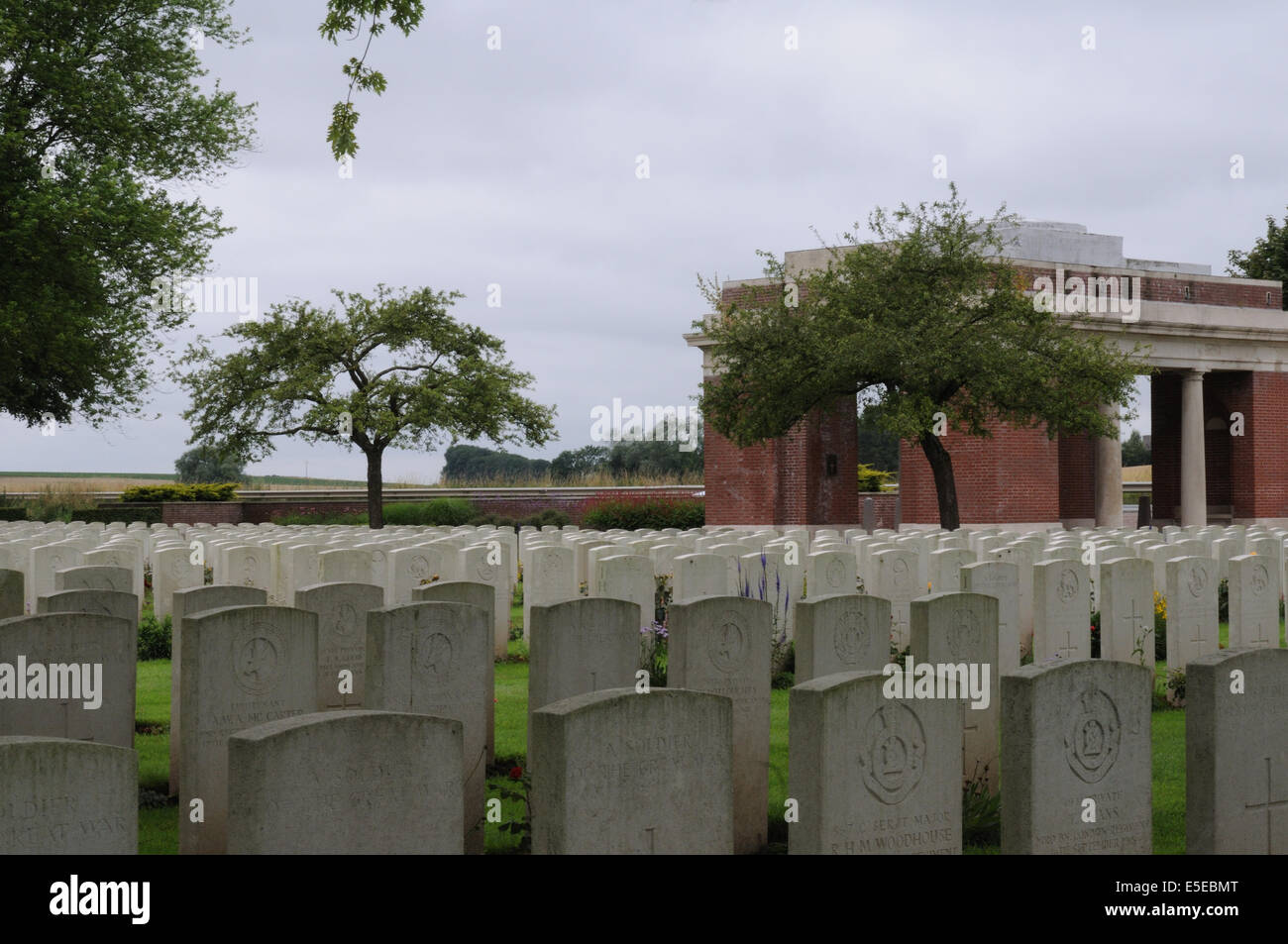 British war cemetery hi-res stock photography and images - Alamy