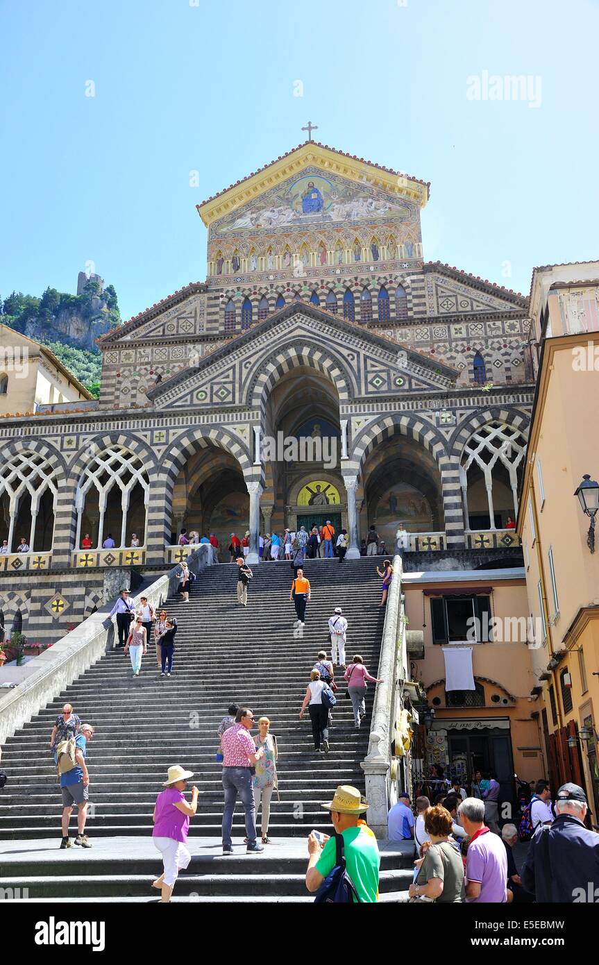 Amalfi cathedral steps hi-res stock photography and images - Alamy