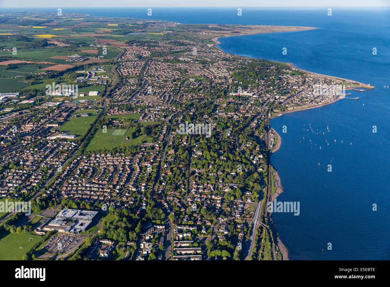 Broughty Ferry Rail High Resolution Stock Photography and Images - Alamy