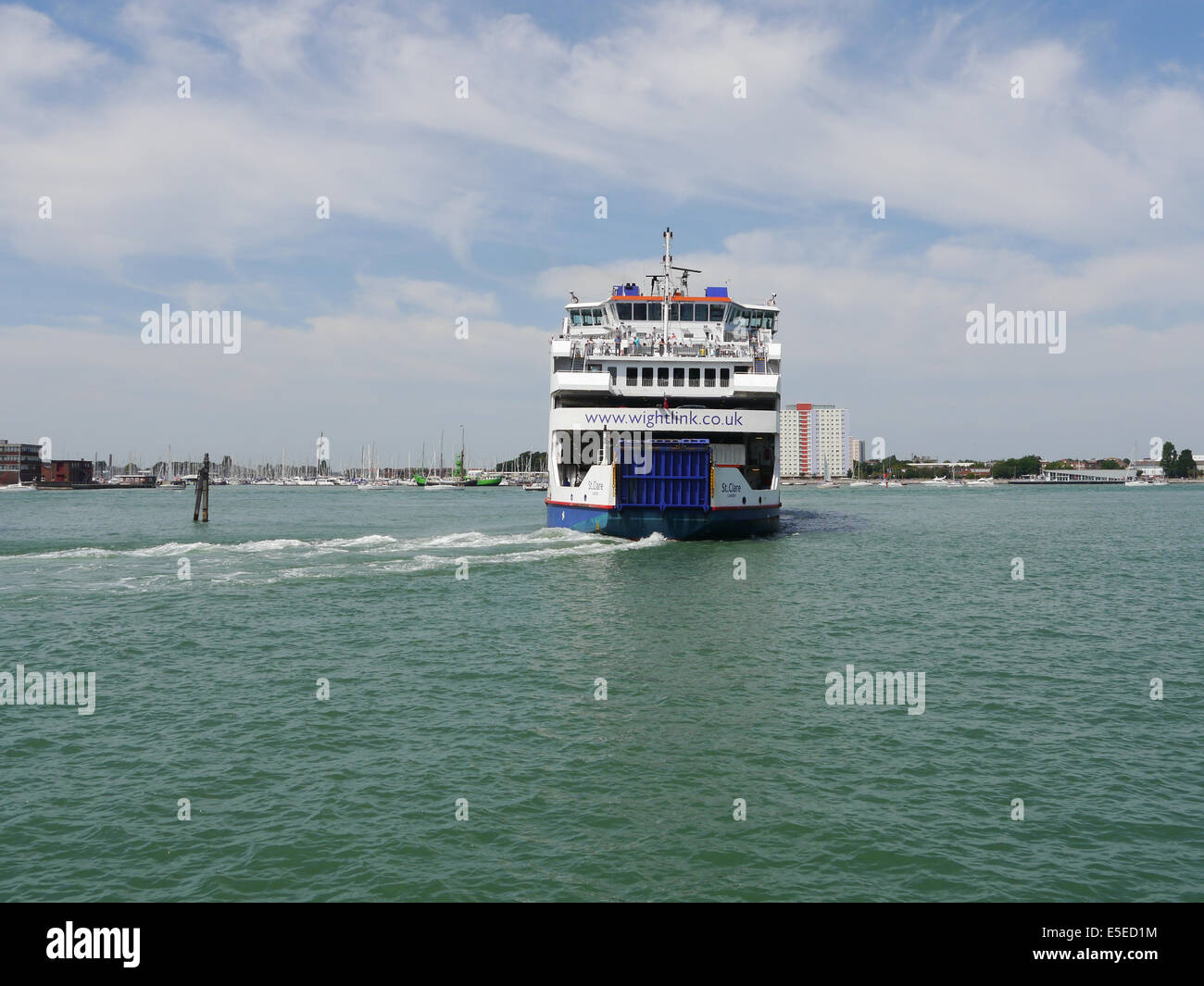 Portsmouth ryde ferry hi-res stock photography and images - Alamy