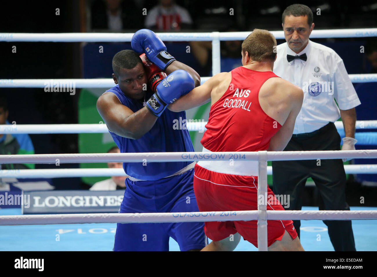 Mens 91kg hi-res stock photography and images - Alamy