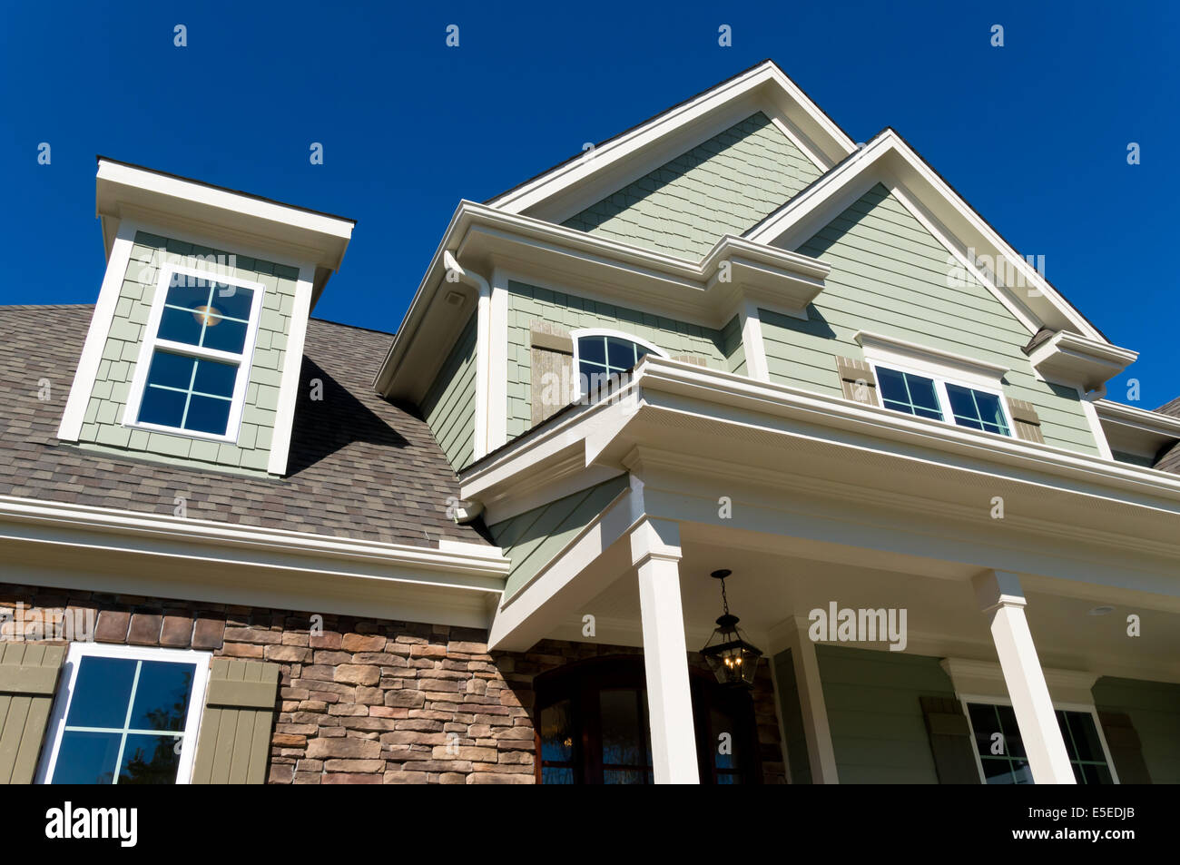 House sale details hi-res stock photography and images - Alamy