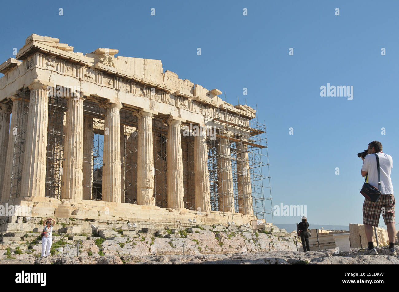 Tourists parthenon hi-res stock photography and images - Alamy