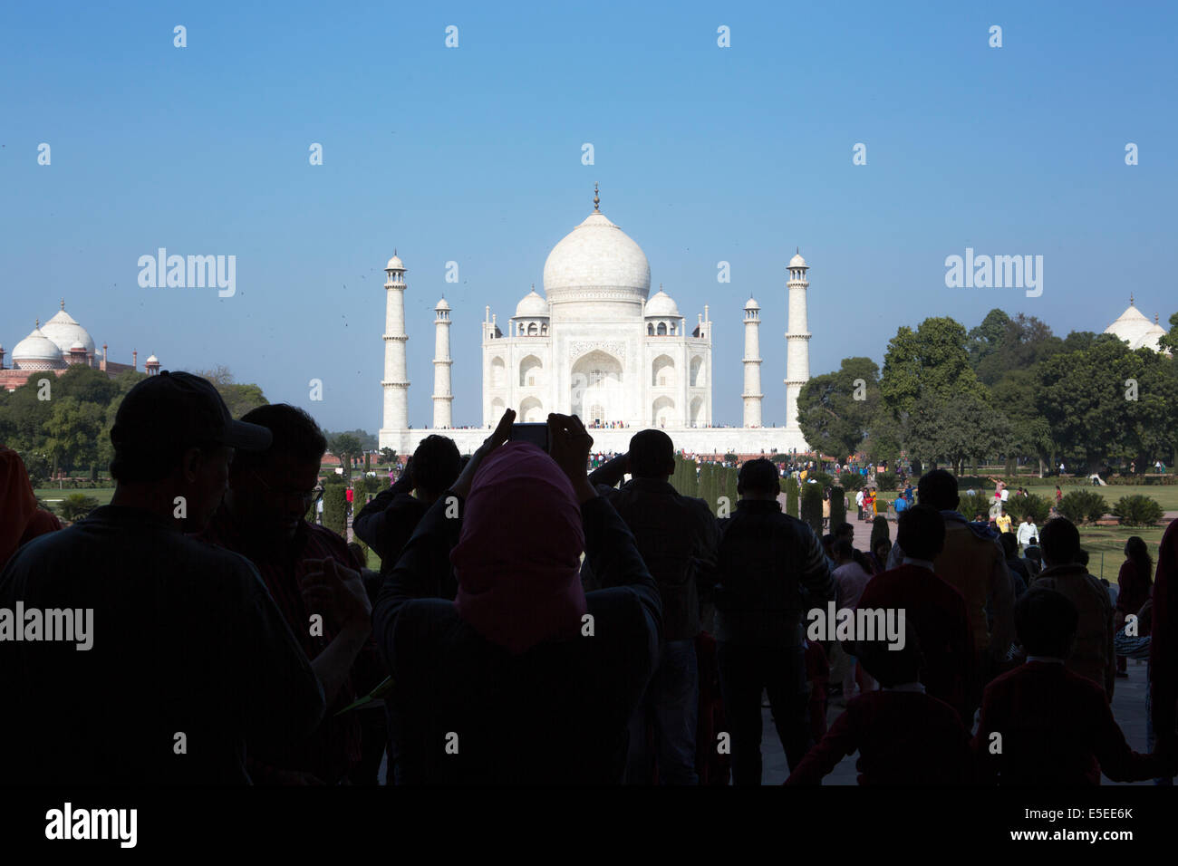Tourists visiting the Taj Mahal, India Stock Photo - Alamy