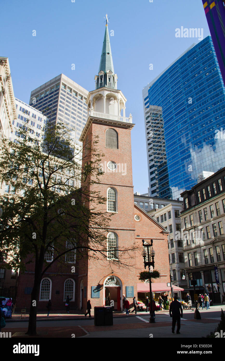Old south meeting hall boston tea party hi-res stock photography and ...