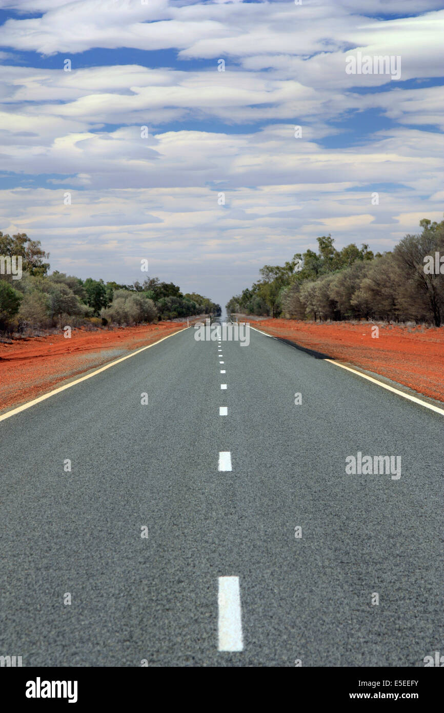 Highway outback road hi-res stock photography and images - Alamy