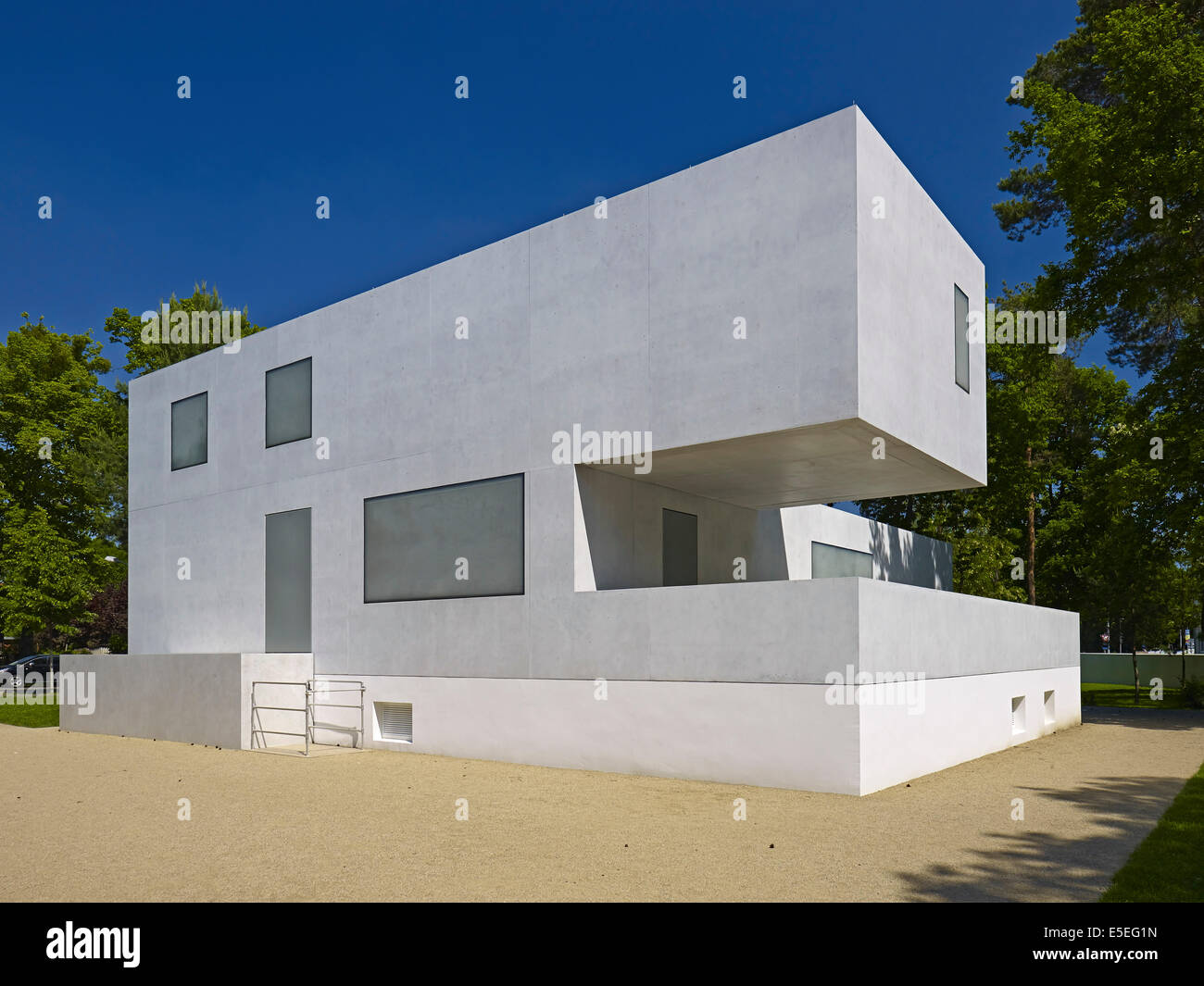 Gropius House, Masters Houses in Dessau-Roßlau, Germany Stock Photo - Alamy