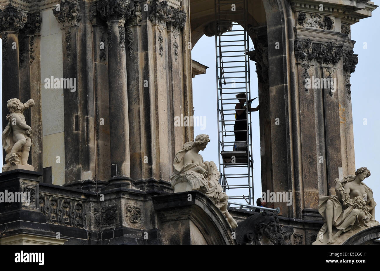 Baroque matthias gate hi-res stock photography and images - Alamy