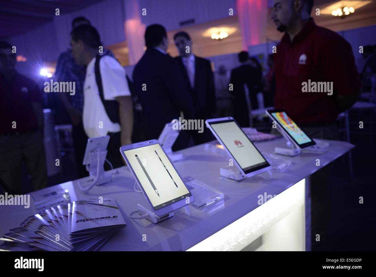 Huawei panama hi-res stock photography and images - Alamy