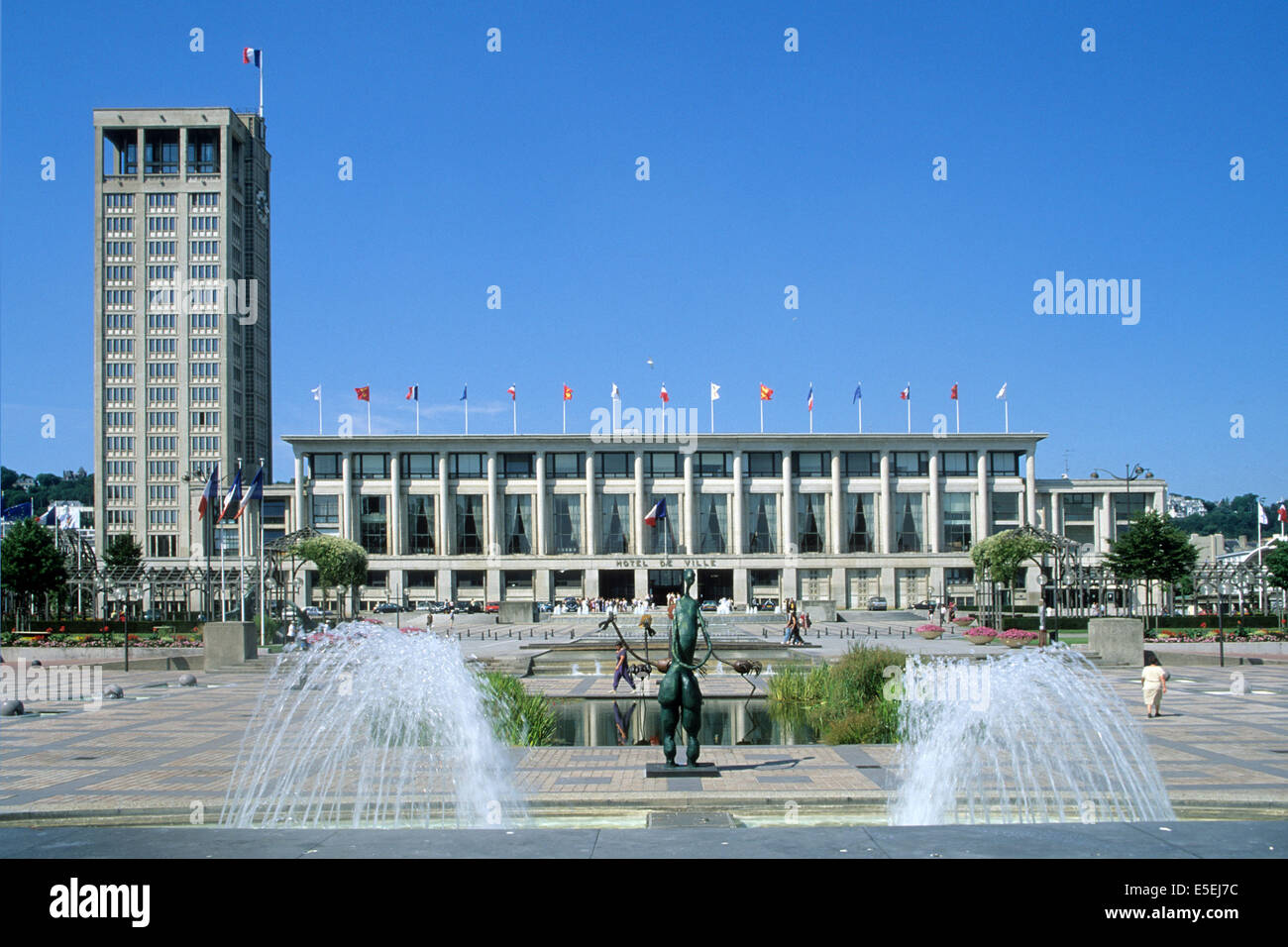 France: Normandie, seine maritime, le havre, le Havre, place de l'hotel ...