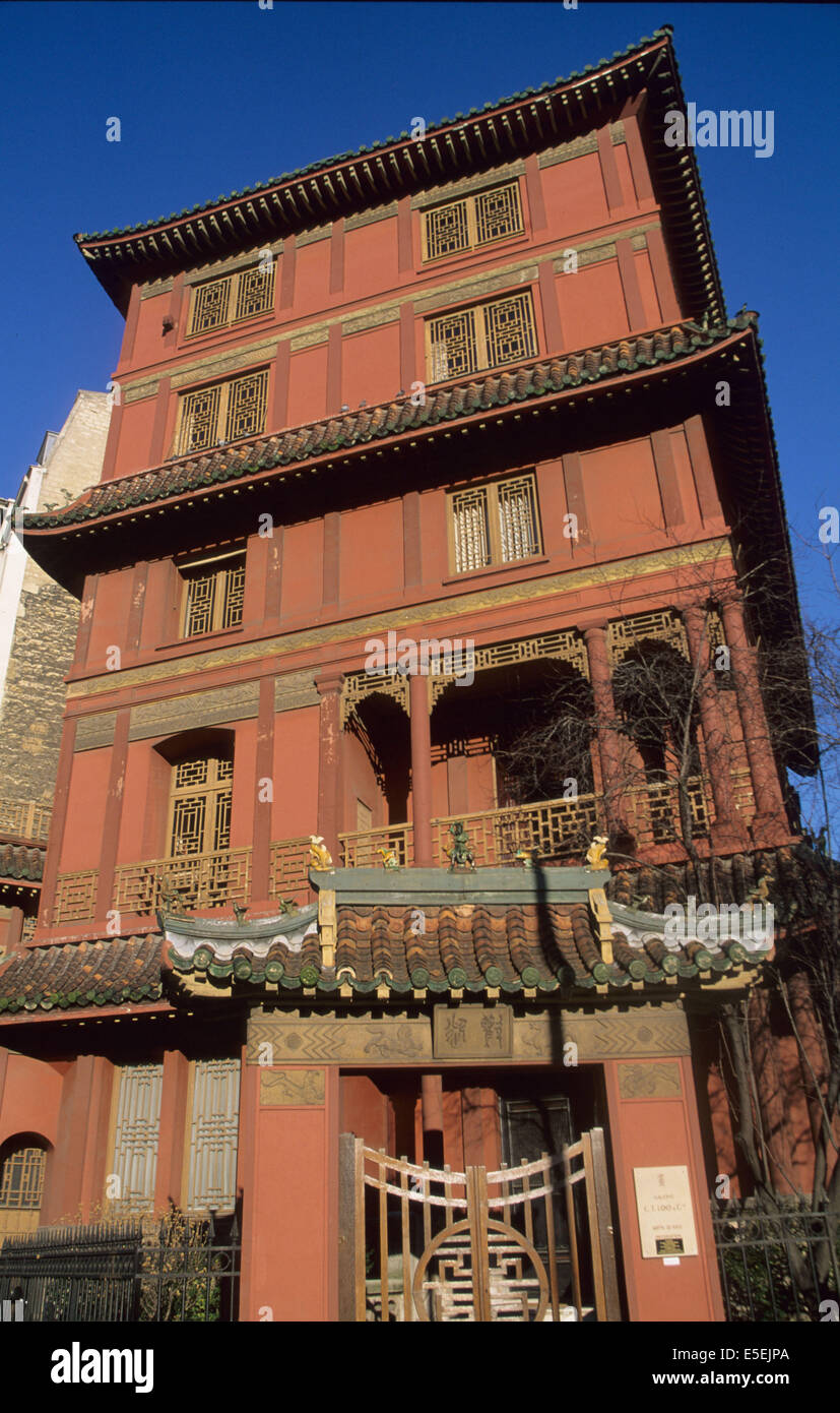 Inspiration asiatique paris hi-res stock photography and images - Alamy