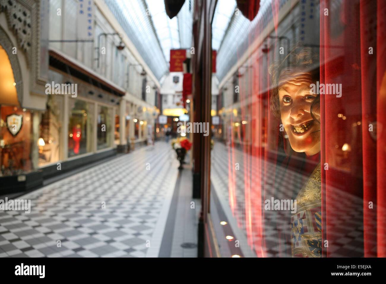 Passage Verdeau, Paris Stock Photo - Alamy