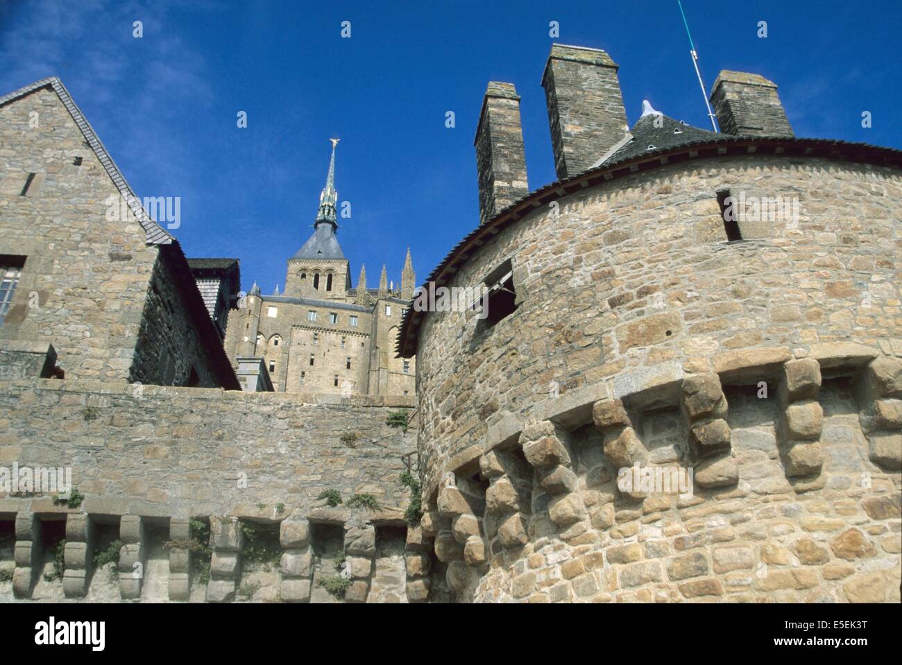 France, Normandie, manche, baie du Mont-Saint-Michel, mur rempart, au ...