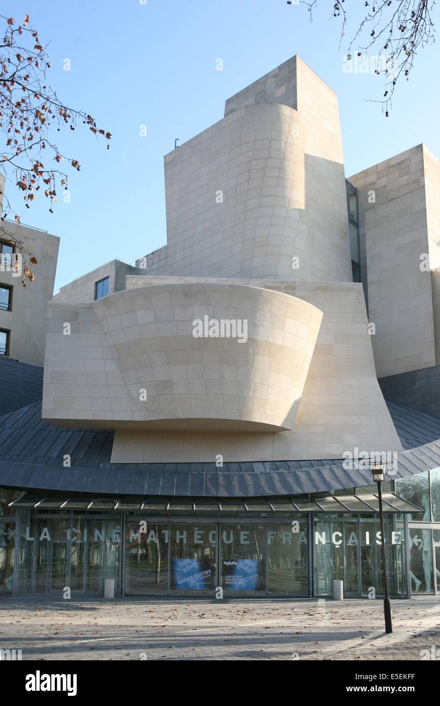 Cinematheque francaise hi-res stock photography and images - Alamy