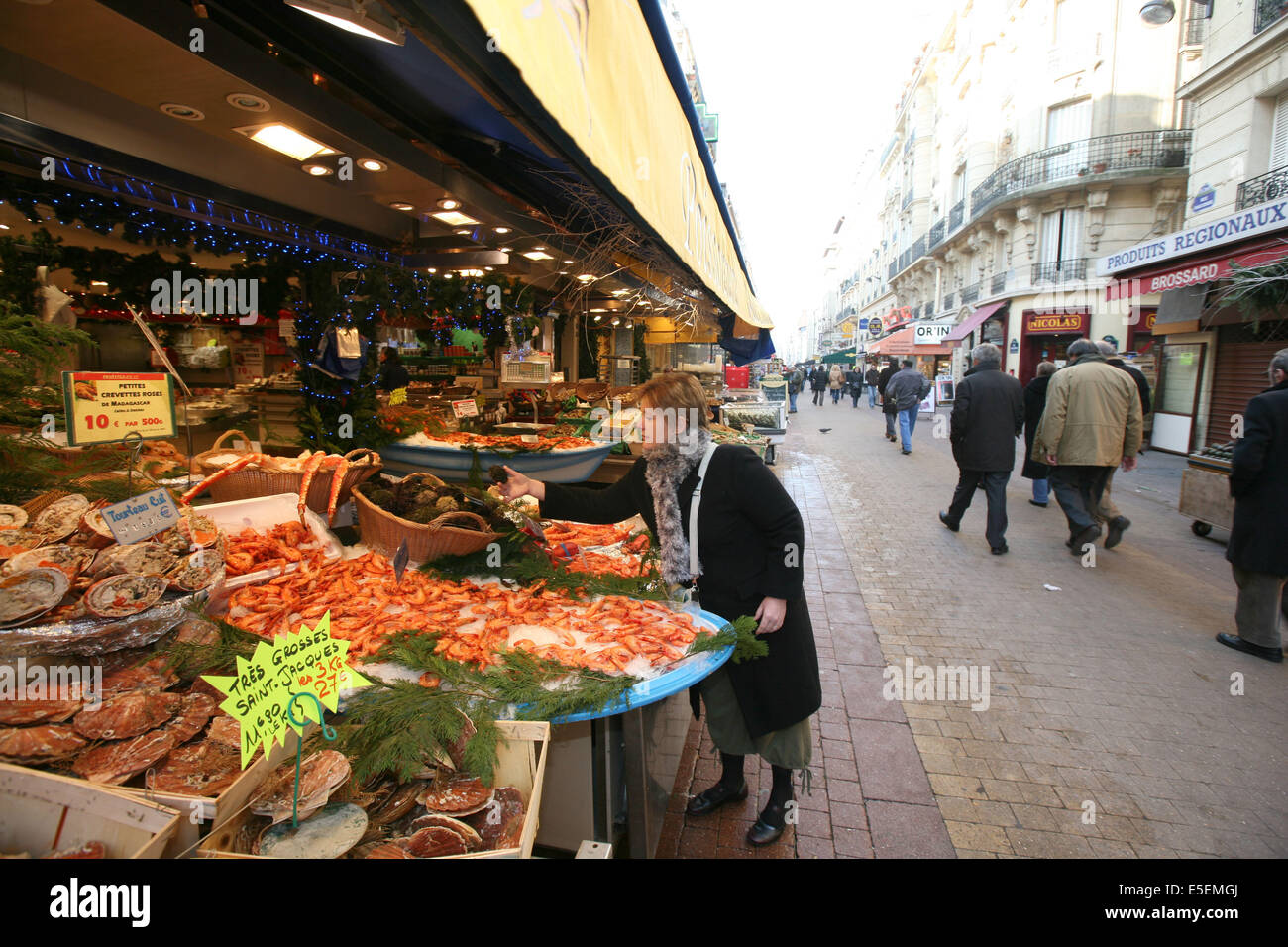 Quartier denfert rochereau hi-res stock photography and images - Alamy