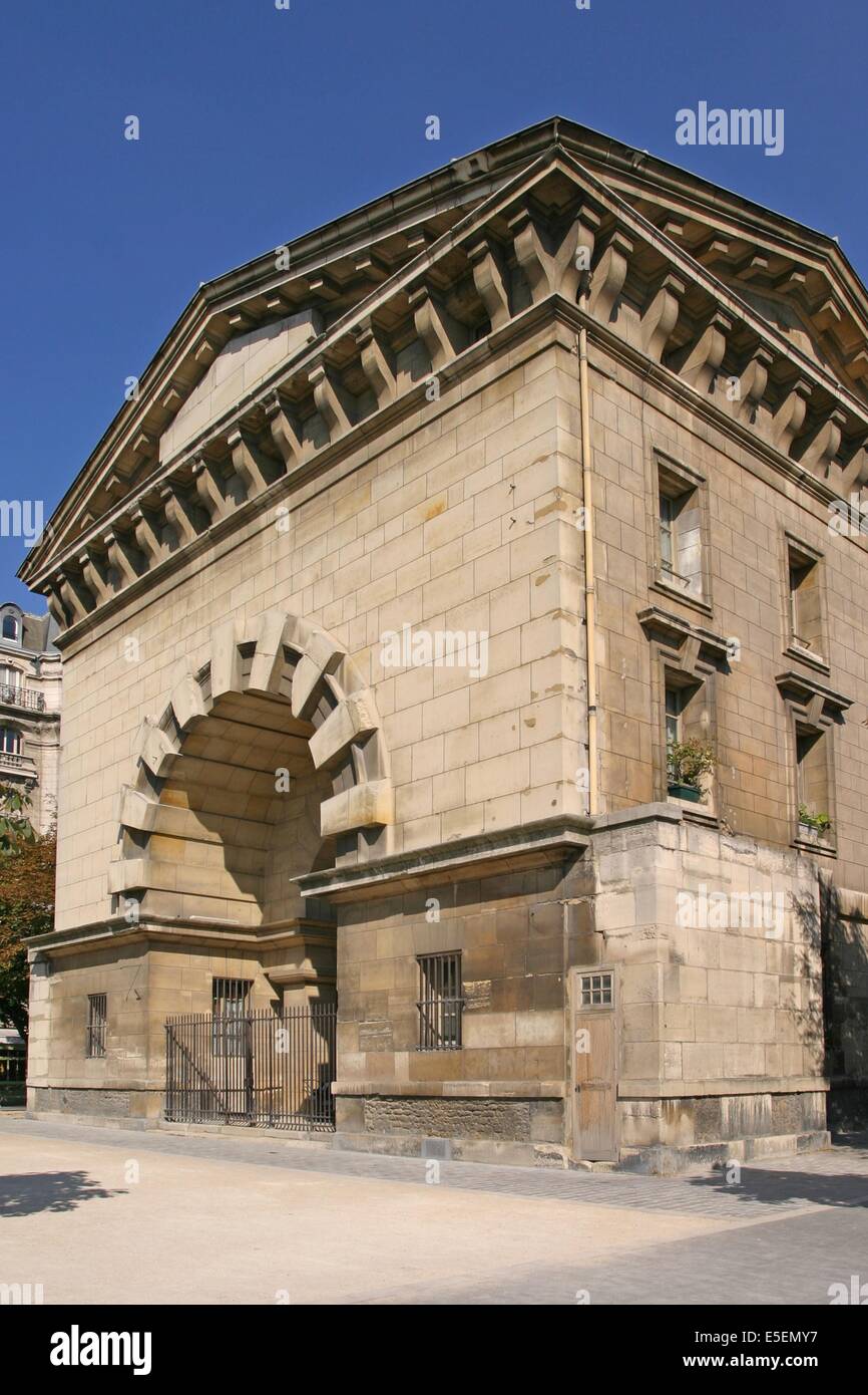 Ancien pavillon d'octroi, place de la Nation à Paris Stock Photo - Alamy