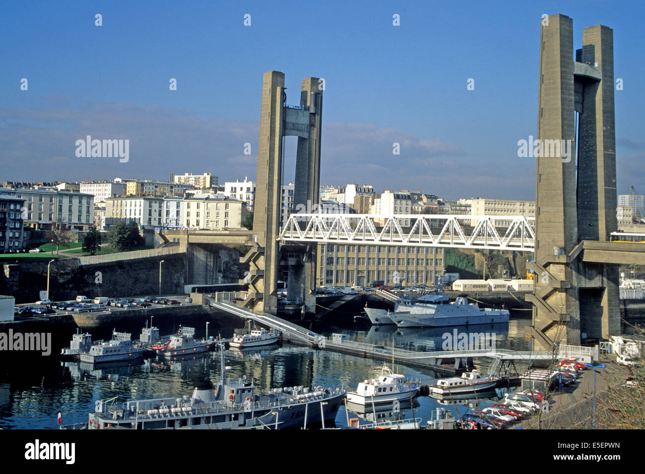 France, Bretagne, finistere, nord, brest, pont de recouvrance port ...