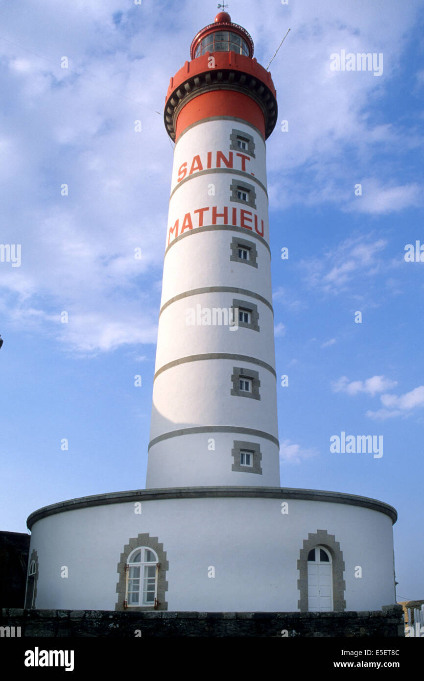 Phare de Saint-Mathieu (Bretagne Stock Photo - Alamy
