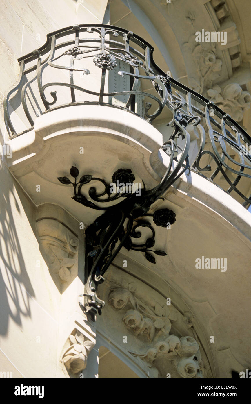 23 avenue de messine hi-res stock photography and images - Alamy