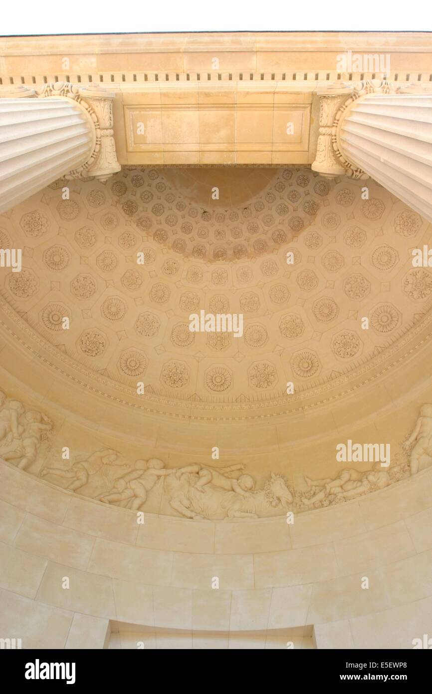 Rotunda madame du barry hi-res stock photography and images - Alamy