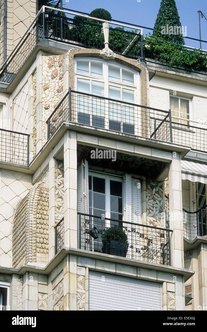 France, paris, 16e arrondissement, 25 rue franklin, immeuble ...