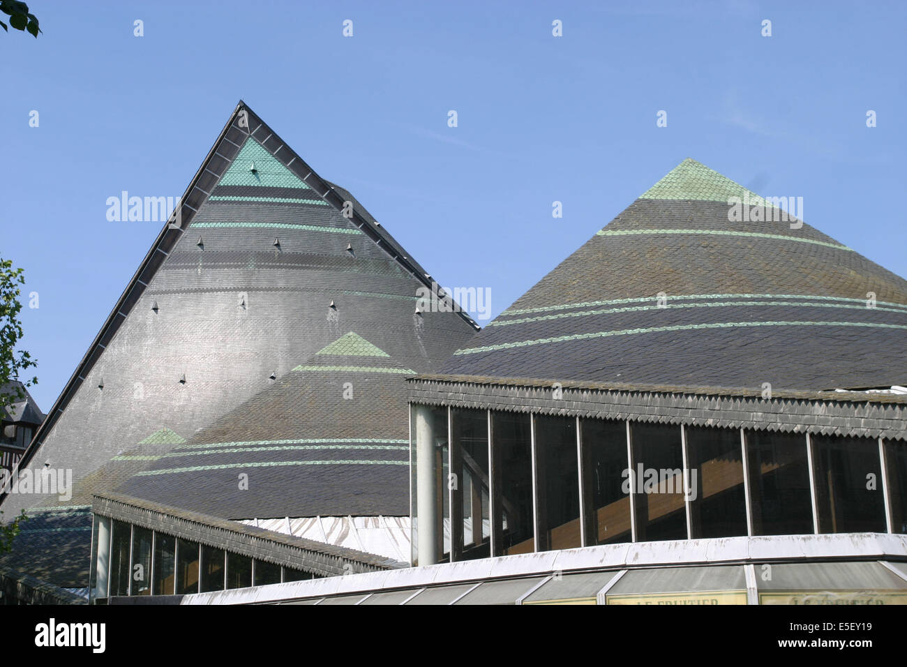 Architecte louis arretche hi-res stock photography and images - Alamy