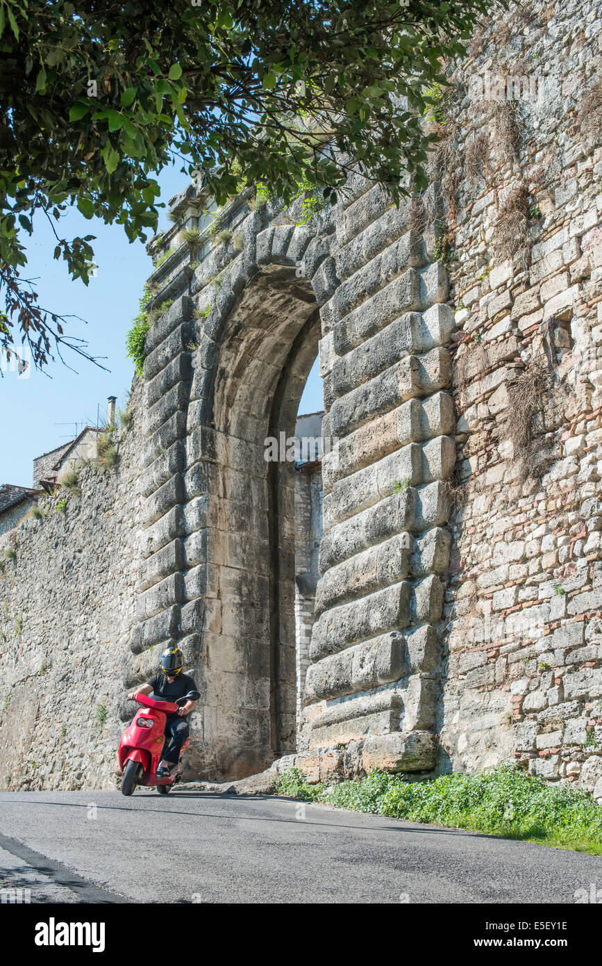 Lambretta rome hi-res stock photography and images - Alamy