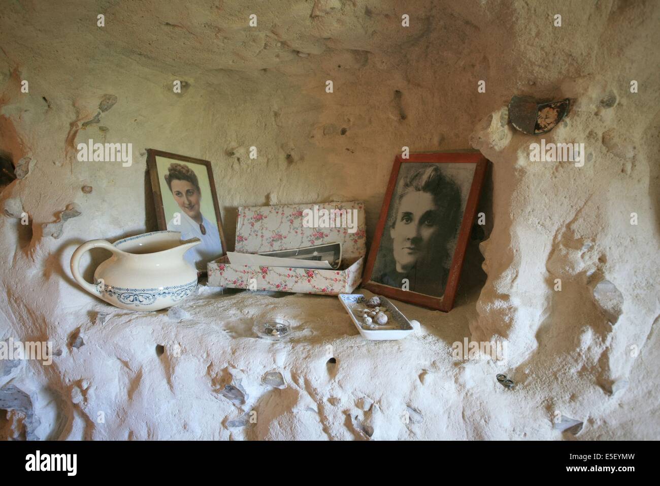 France, centre, loir et cher, troo, cite troglodyte, cave ...