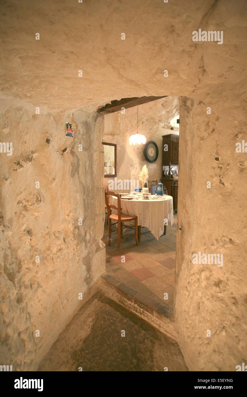 Troo cave hi-res stock photography and images - Alamy