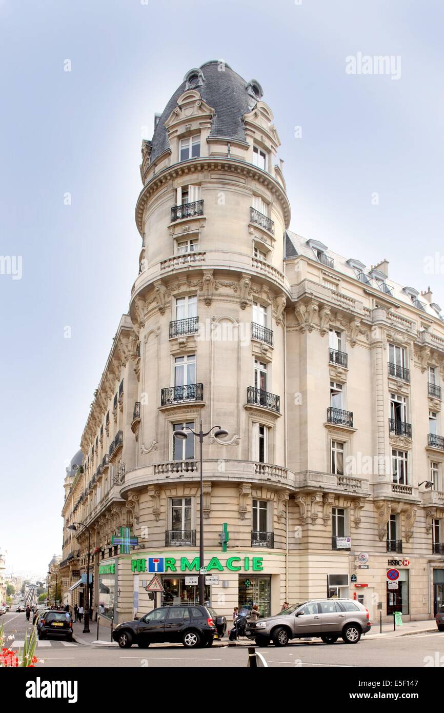 Carrefour circulaire hi-res stock photography and images - Alamy