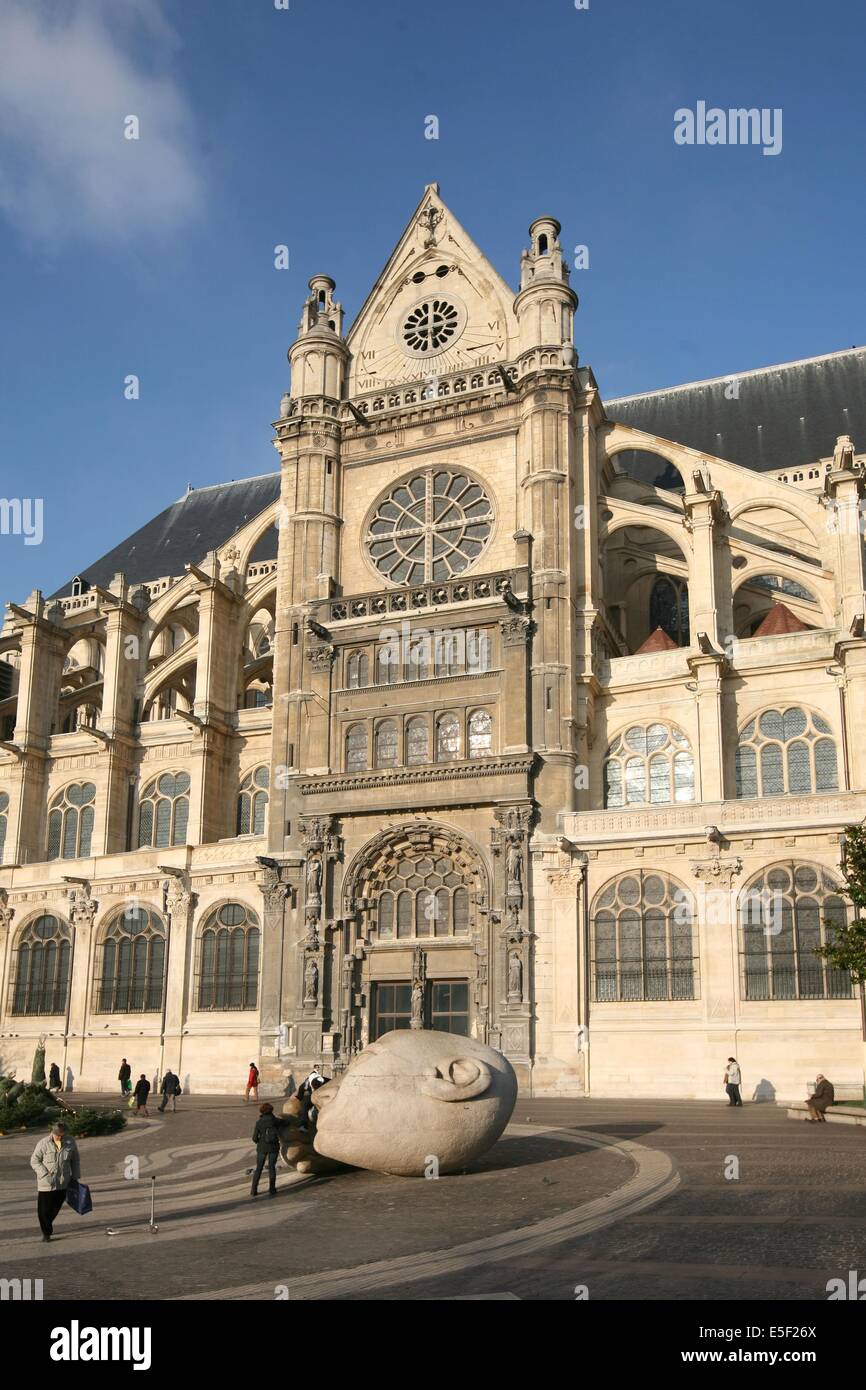 Paris 1e - les halles - place rene cassin - statue "l'ecoute" de henry ...