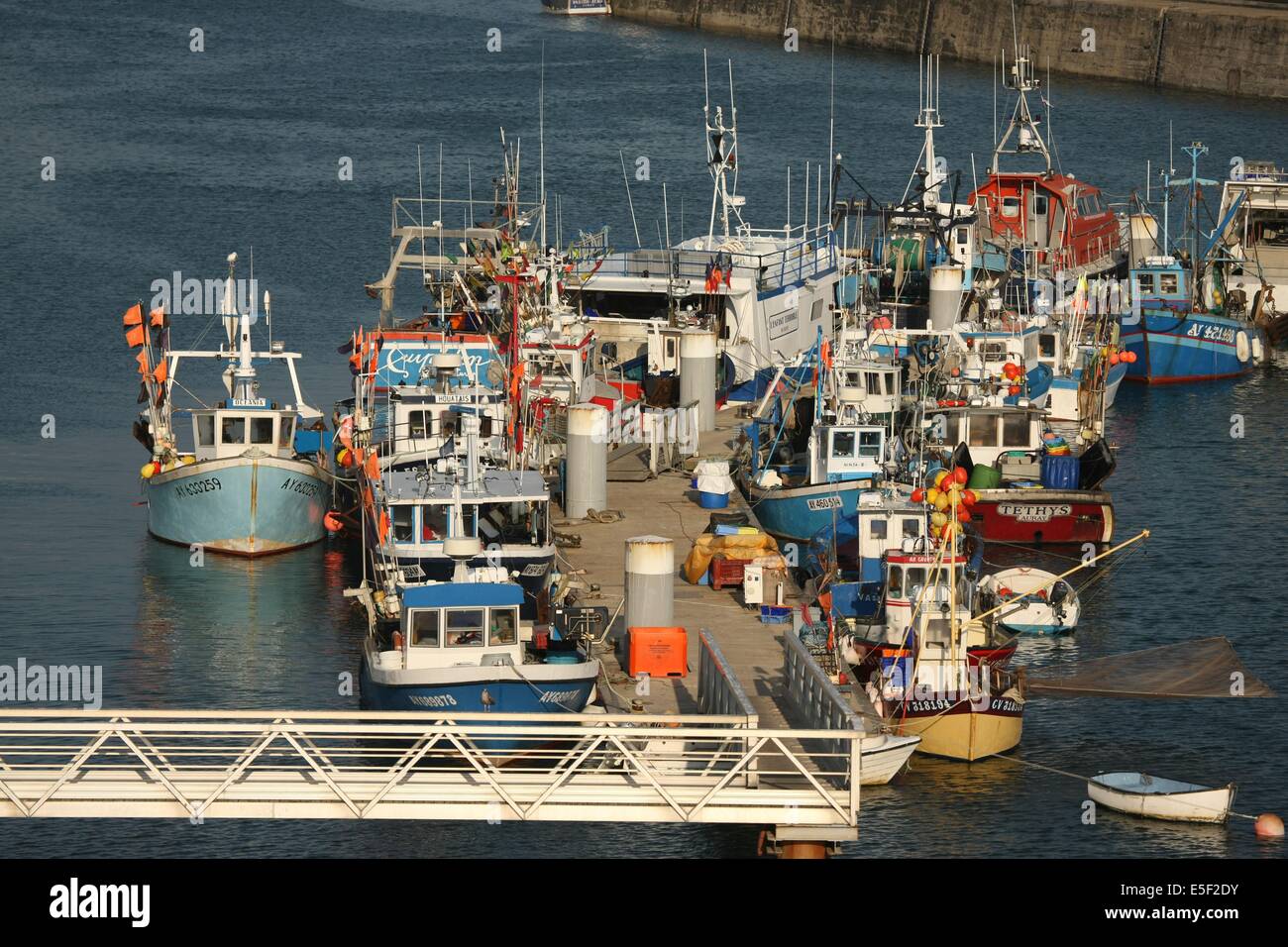 France, Bretagne, morbihan, quiberon, port maria, bateaux, chalutiers, bateaux de peche, barques ...