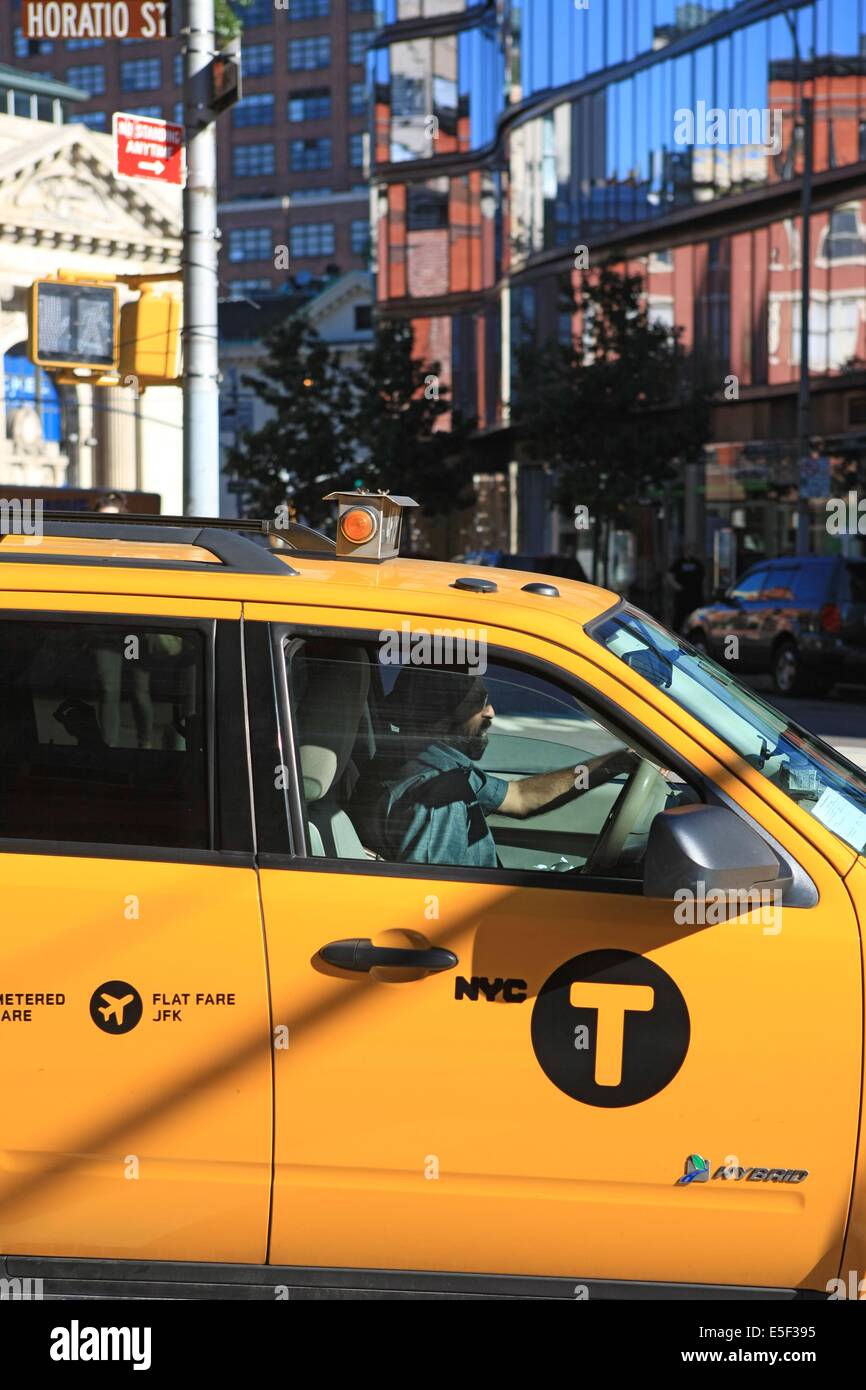 New York, USA, yellow cab Stock Photo - Alamy