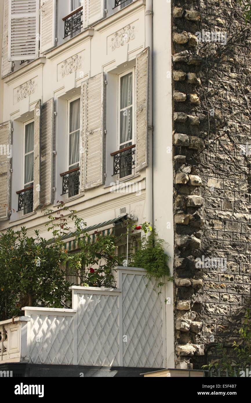 Toothing stone hi-res stock photography and images - Alamy