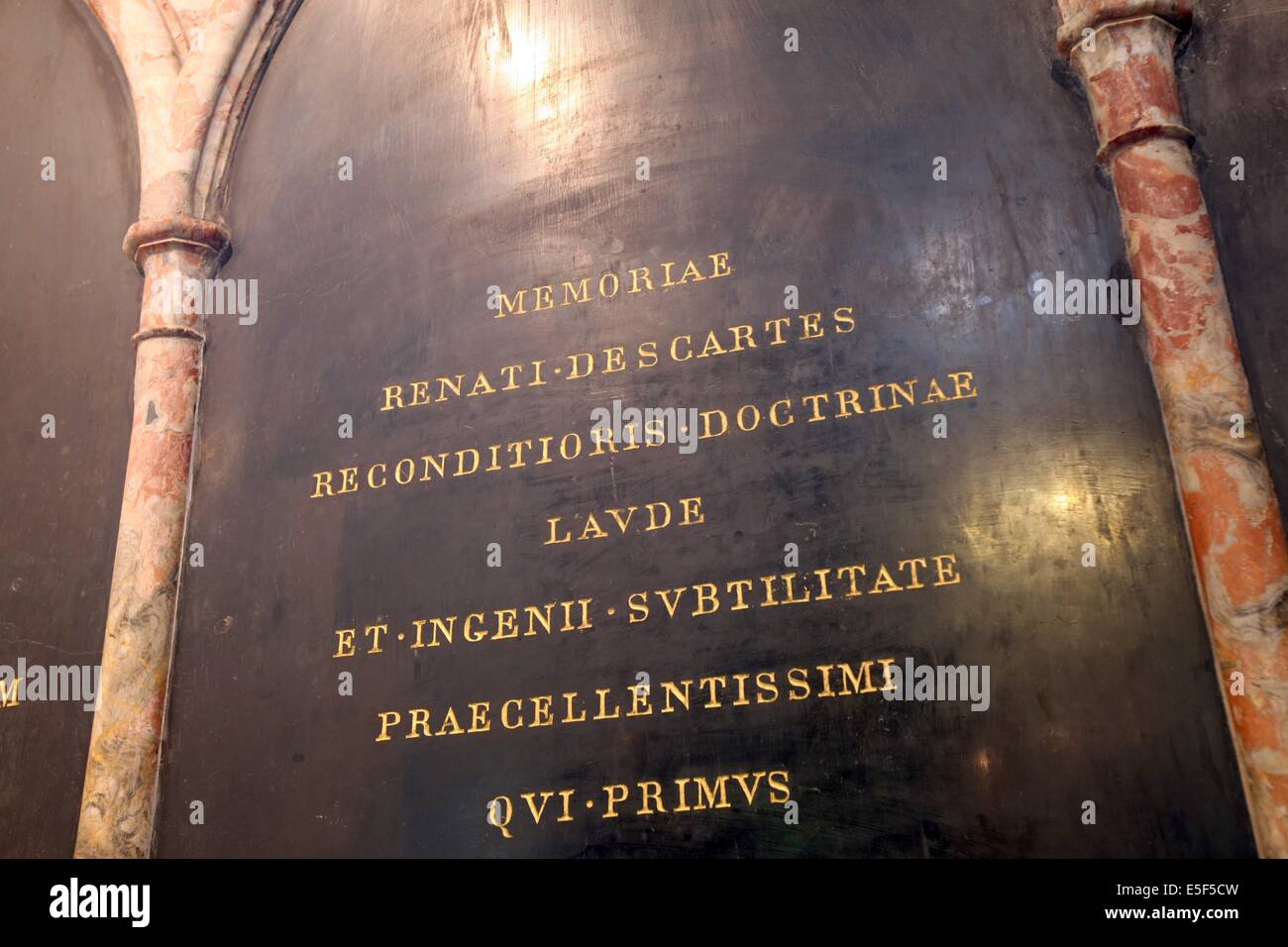 Rene descartes tomb paris hi-res stock photography and images - Alamy