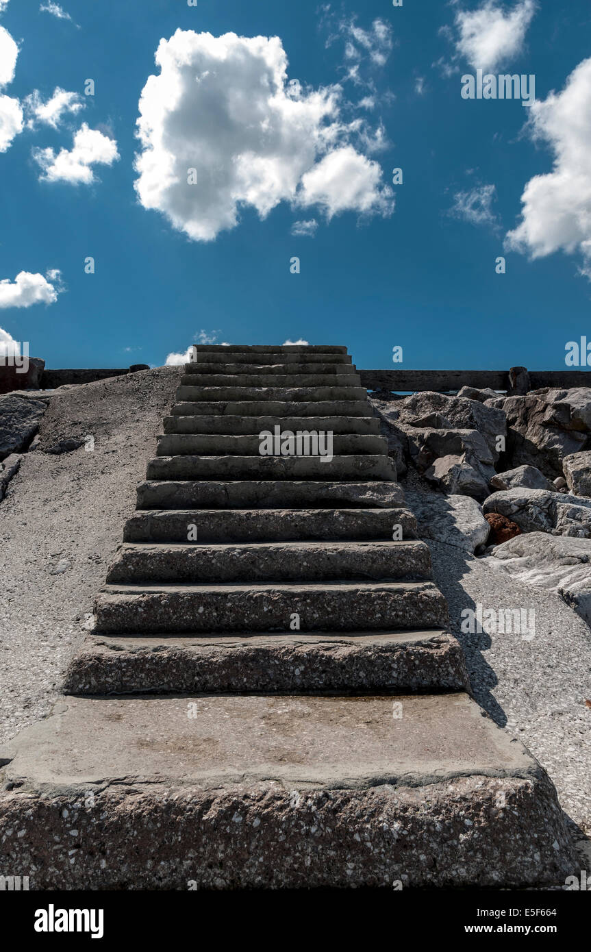 Use access steps hi-res stock photography and images - Alamy