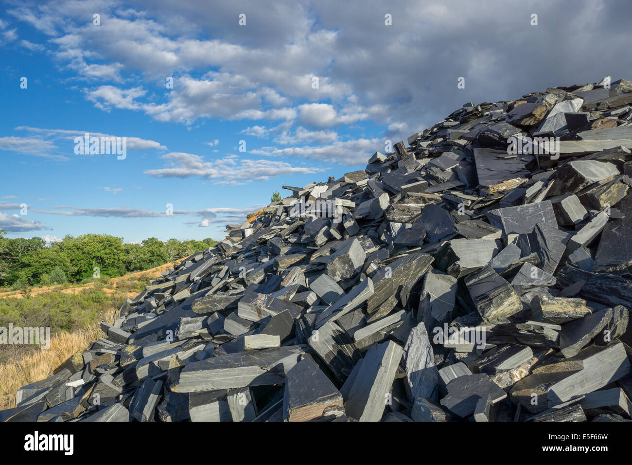 Abandoned slate mine Stock Photo - Alamy