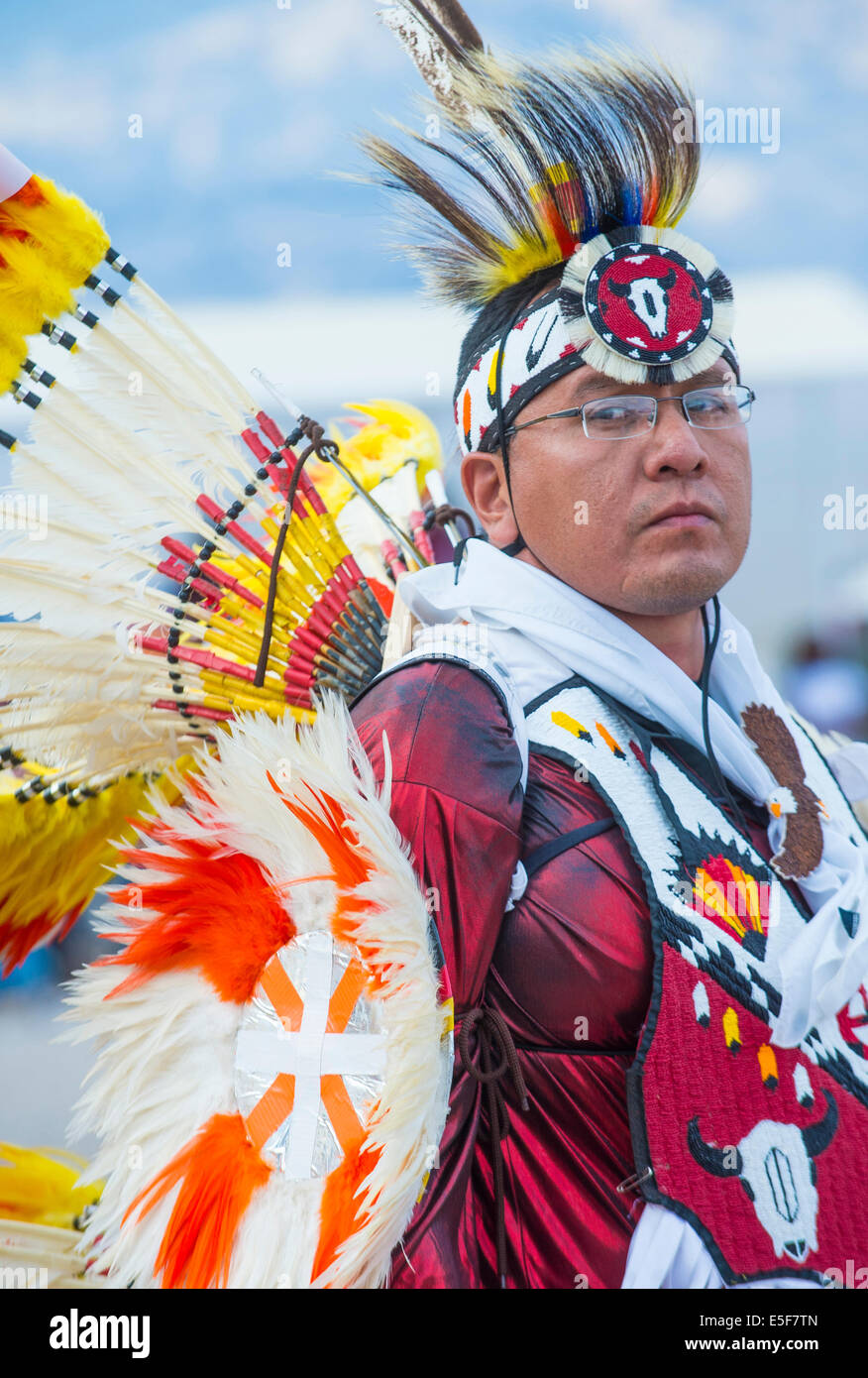 Paiute dancer hi-res stock photography and images - Alamy