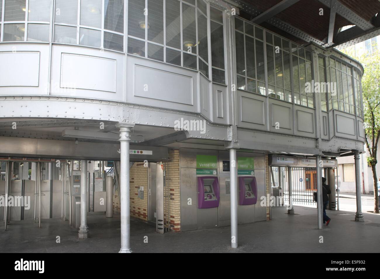 France, ile de france, paris, 15e arrondissement, station de metro ...