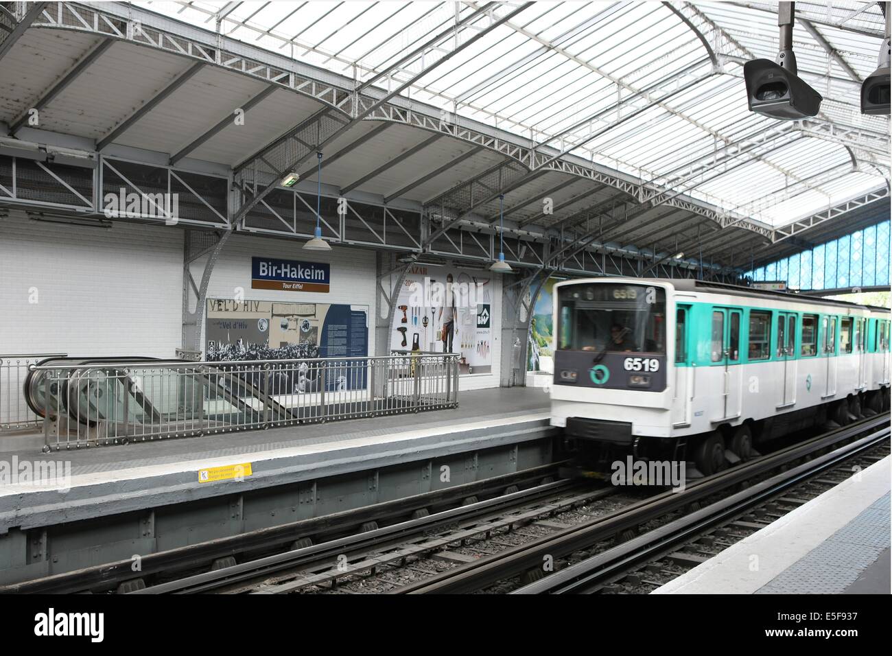 France, ile de france, paris, 16e arrondissement, station de metro bir ...
