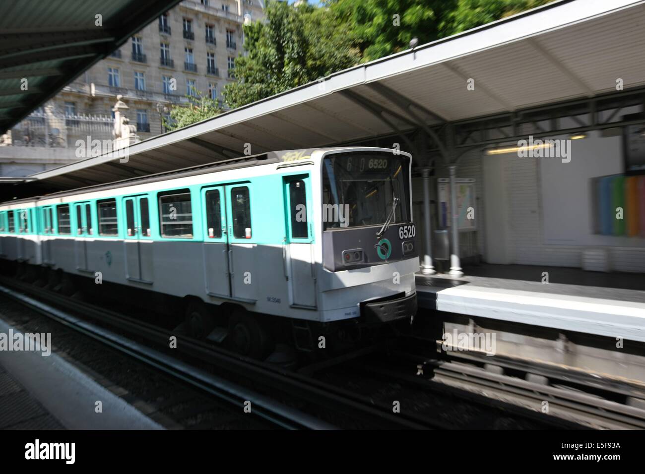 France, ile de france, paris, 16e arrondissement, station de metro ...